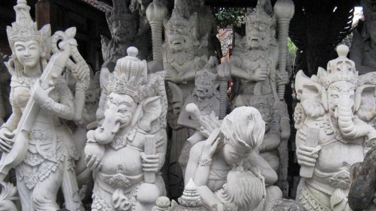 Batubulan – Enatour.com